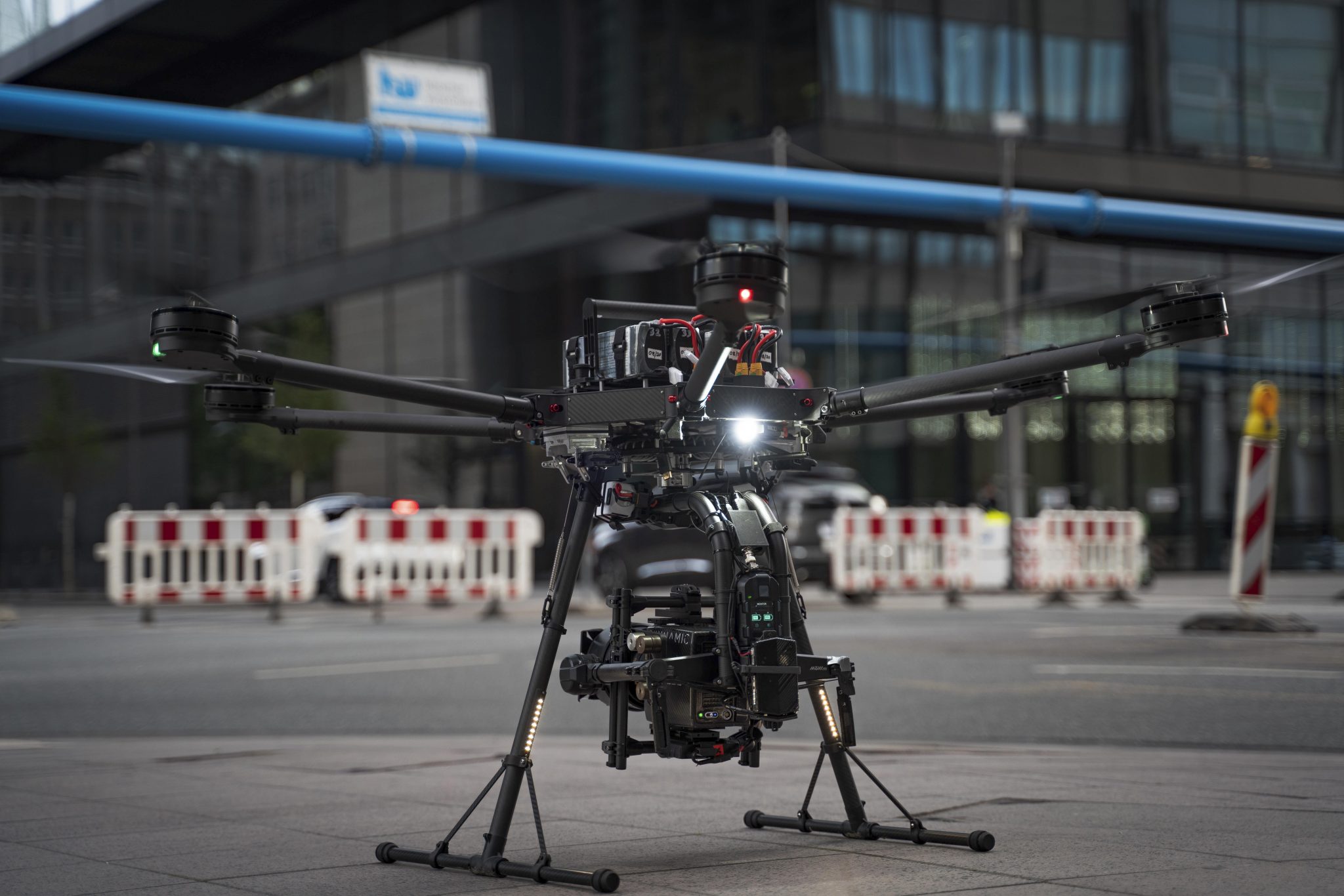PORTER Heavy Duty Cine Drone by SKYNAMIC